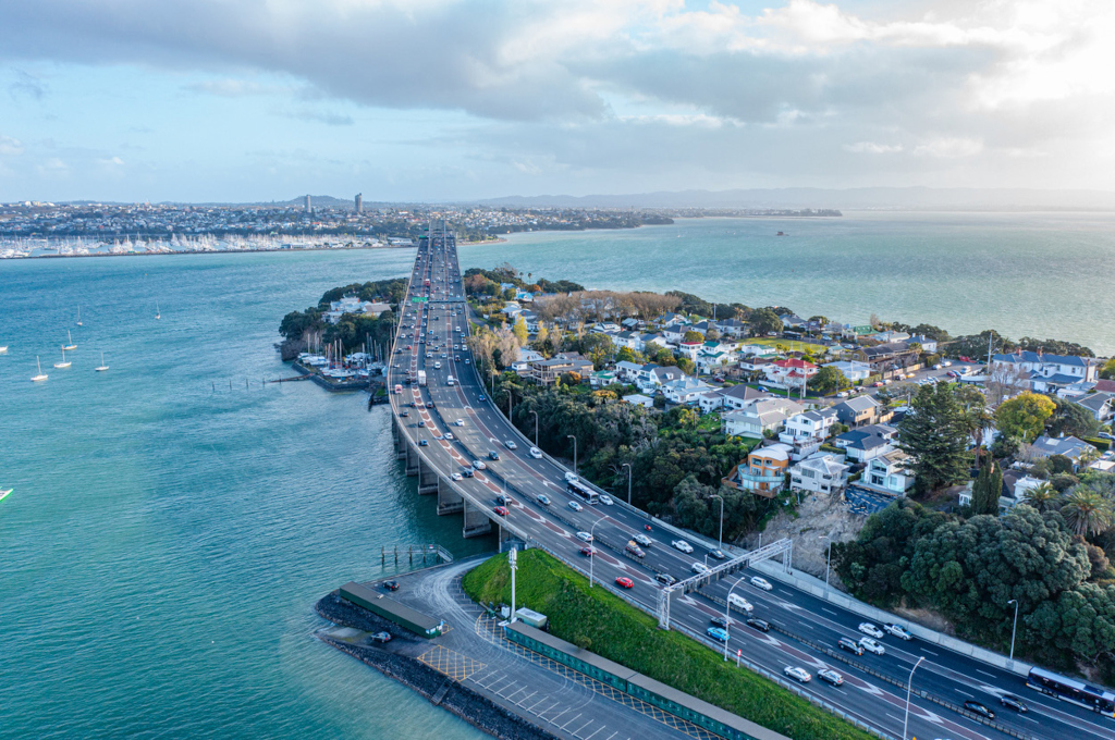 Rethinking infrastructure performance: How benchmarking can guide ...